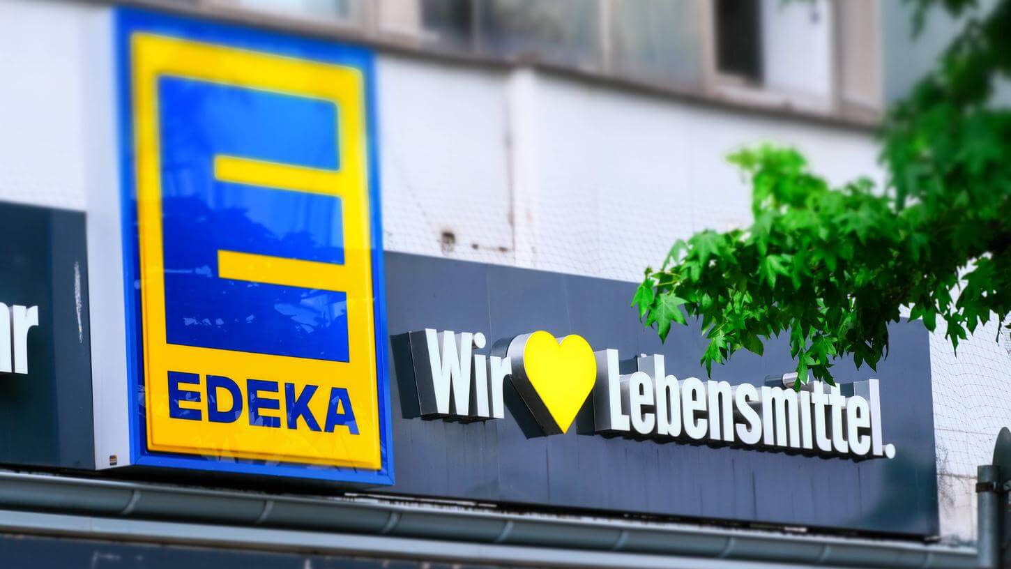 Parking pressure solved: EDEKA branch wins with smart PRM solution ...